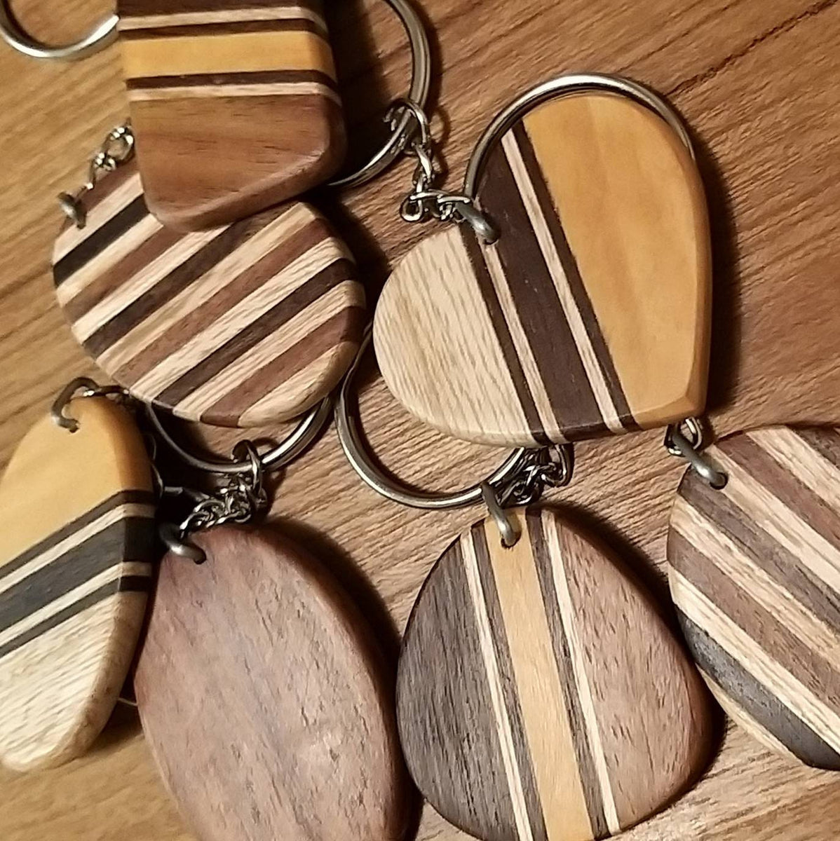 Handmade Wooden Keyring Wood keychain Heart Oval Rectangle – Wooden Ties